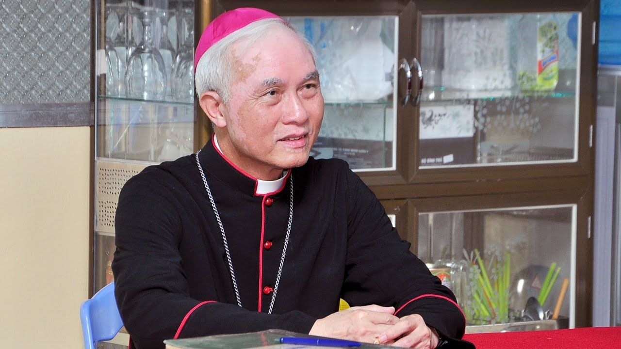 Đức Cha Giuse Đinh Đức Đạo Trả Lời Phỏng Vấn Về Học Viện Công Giáo Việt Nam - Giáo Phận Kon Tum