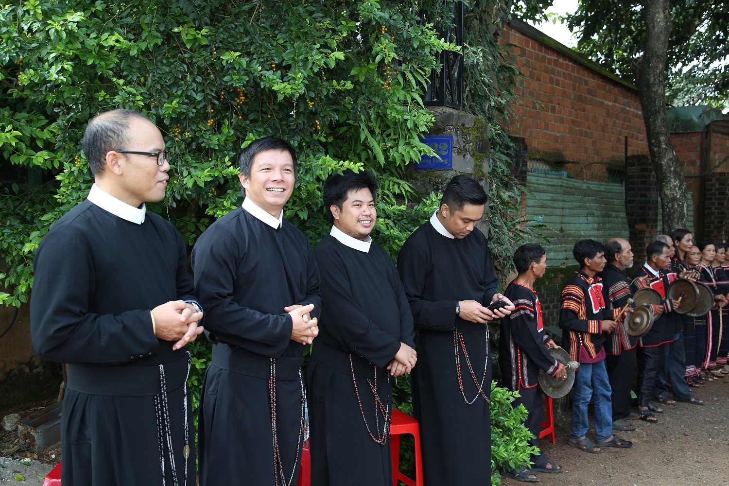 Kon Tum Quê Hương Tôi: Thánh lễ tạ ơn 50 năm Linh mục, 60 năm Khấn dòng ...