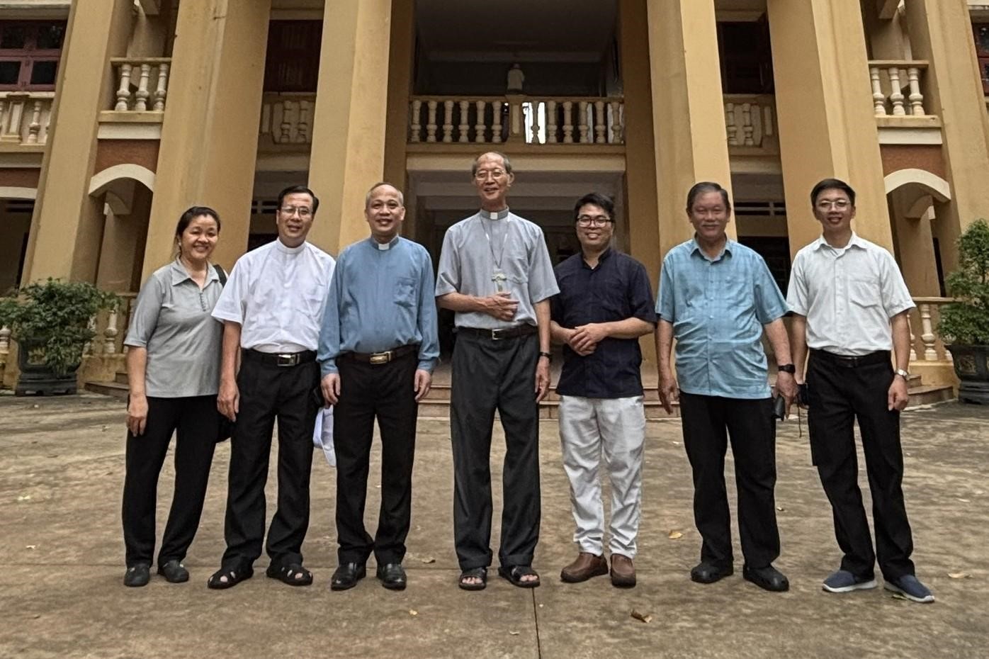 Phân Ban Từ Vựng Hán Nôm Công Giáo Họp Mặt Nhân Dịp Ra Mắt Cuốn Từ Điển ...